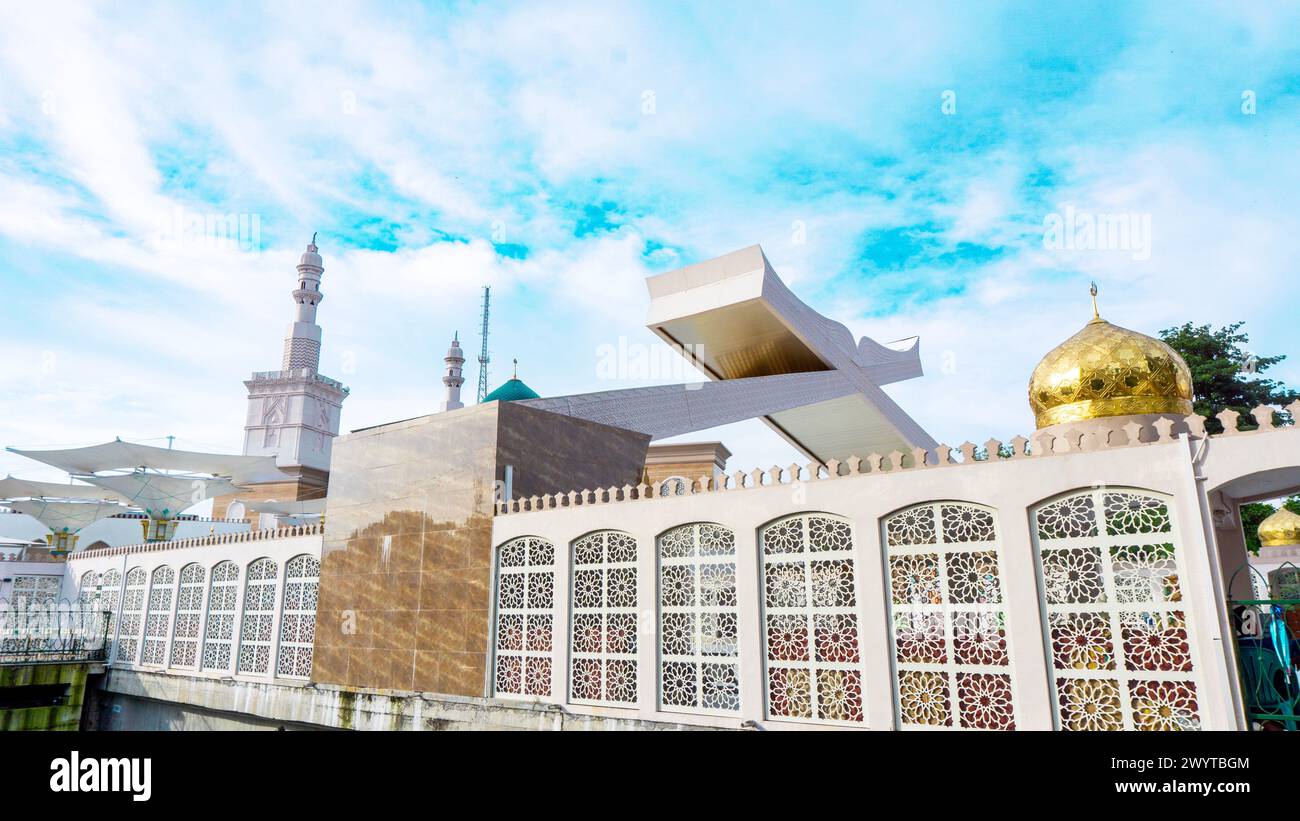 The beautiful Ar-Rahman mosque. This mosque has architecture similar to ...