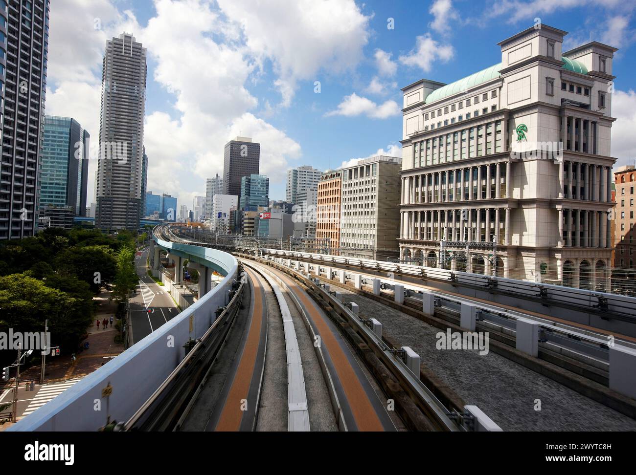 Yurikamome line, Monorail train, Tokyo, Japan Stock Photo - Alamy