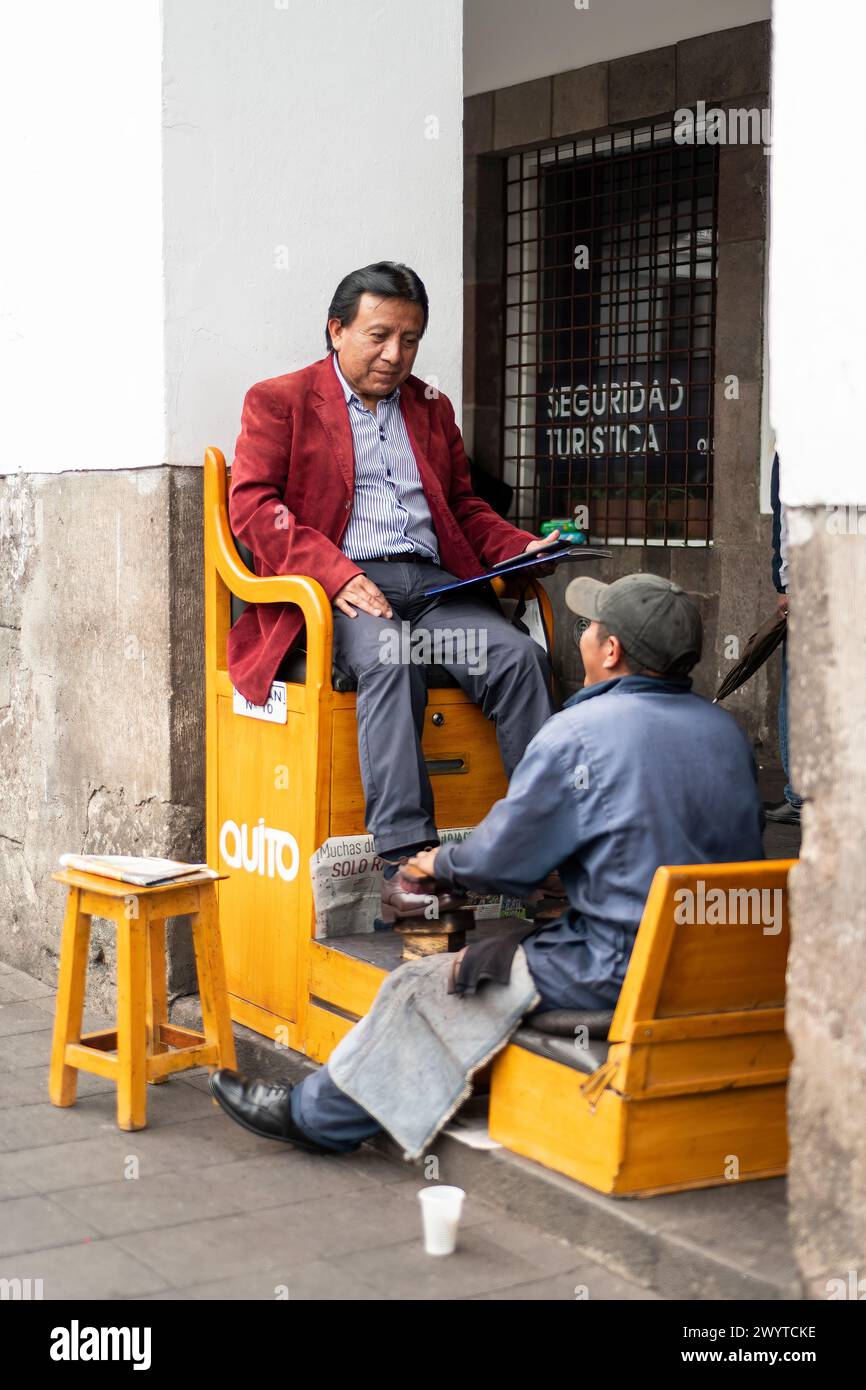 Traditional shoeshine hi-res stock photography and images - Alamy
