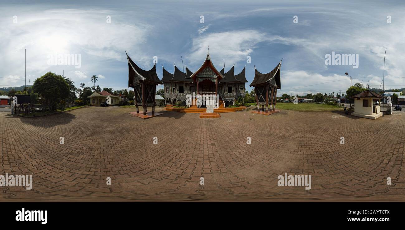 Sultan's palace built in traditional style. Istano Silinduang Bulan ...