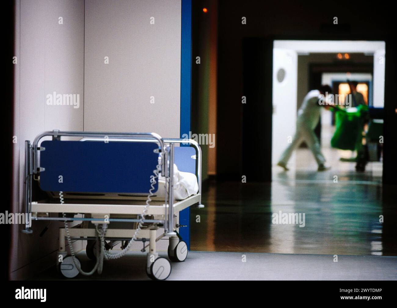 Beds in hospital corridors hi-res stock photography and images - Alamy