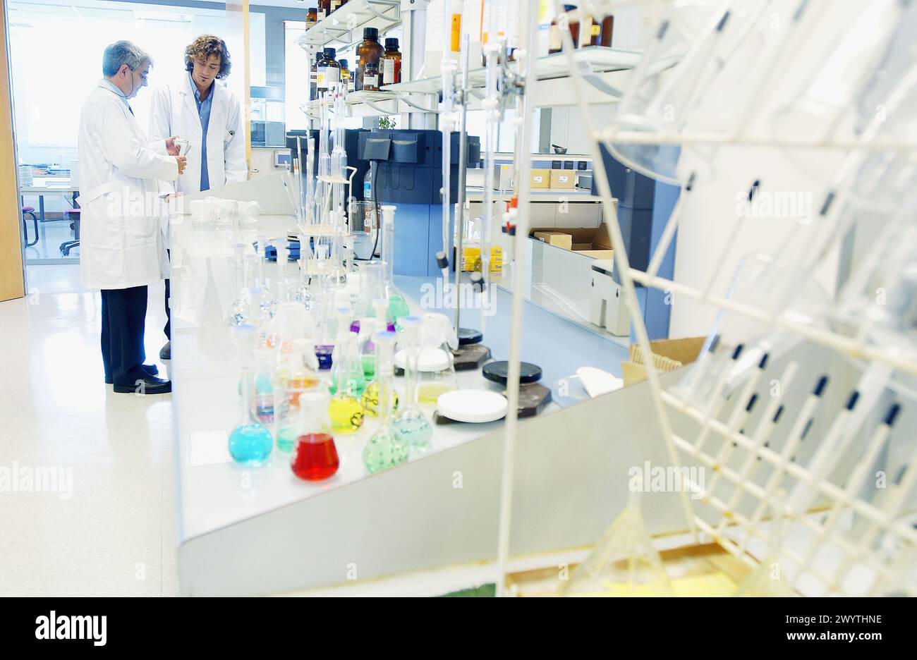 Chemical characterization laboratory Stock Photo - Alamy