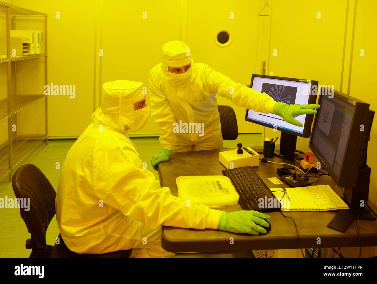 Electron beam lithography hi-res stock photography and images - Alamy