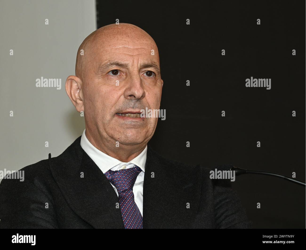 Manuela rafaiani giornalista hi-res stock photography and images - Alamy