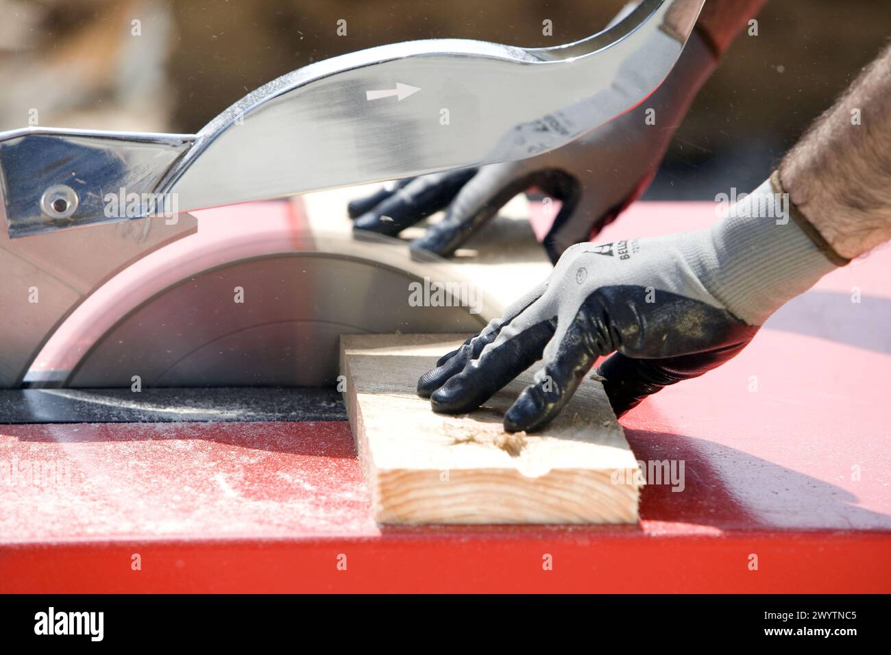 Construction machinery, bench saw with woodcutting circular saw Stock ...