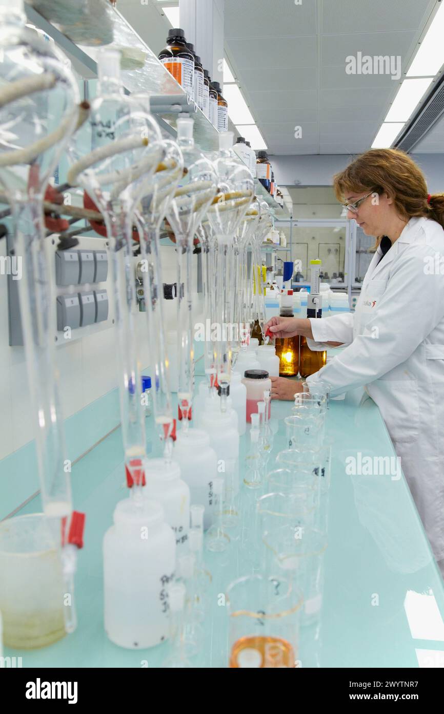 Elimination of interference with resin to treat sea water and heavy ...