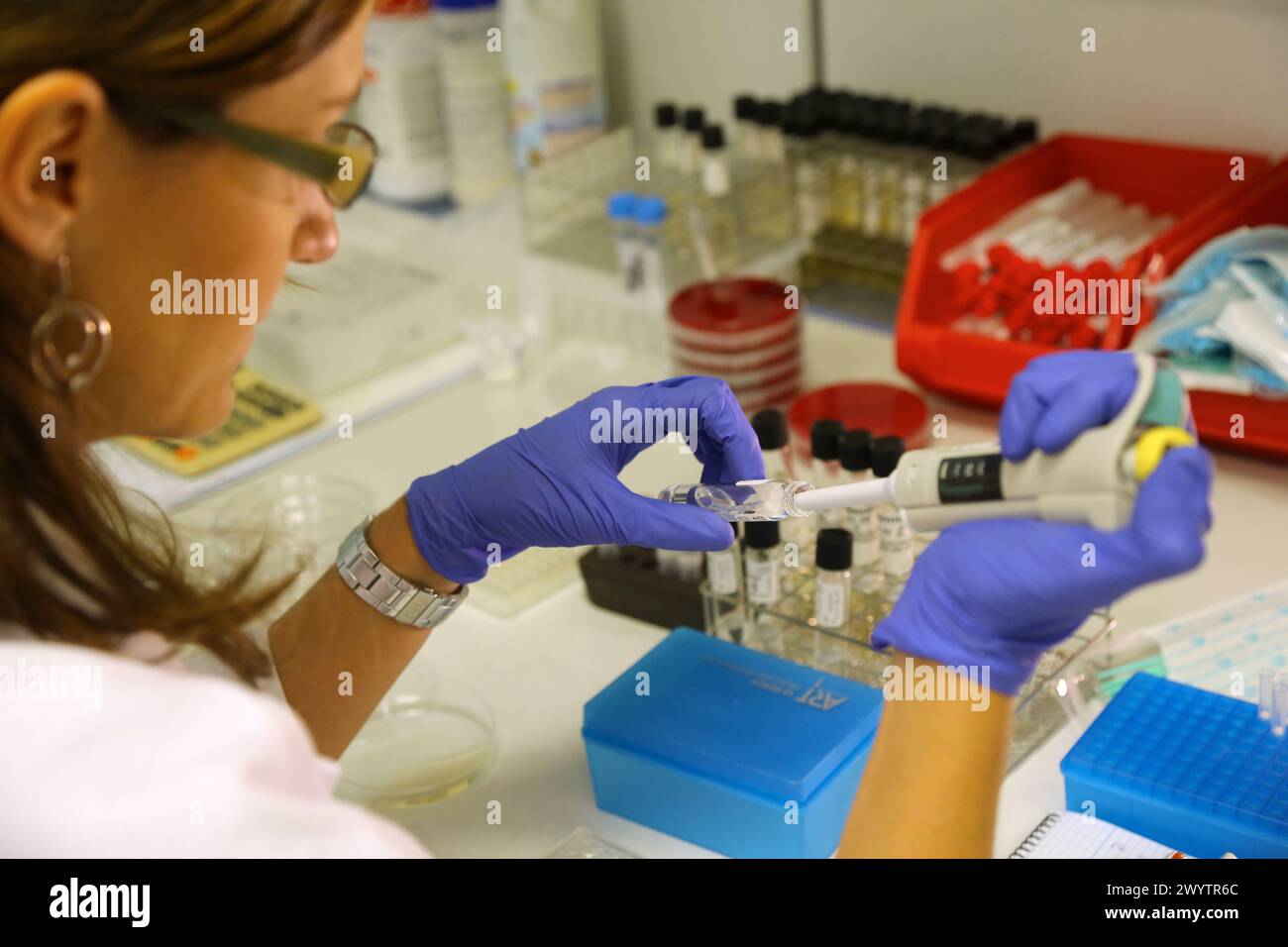 Antibiogram, Antibiotic Sensitivity Test, Microbiology Department ...