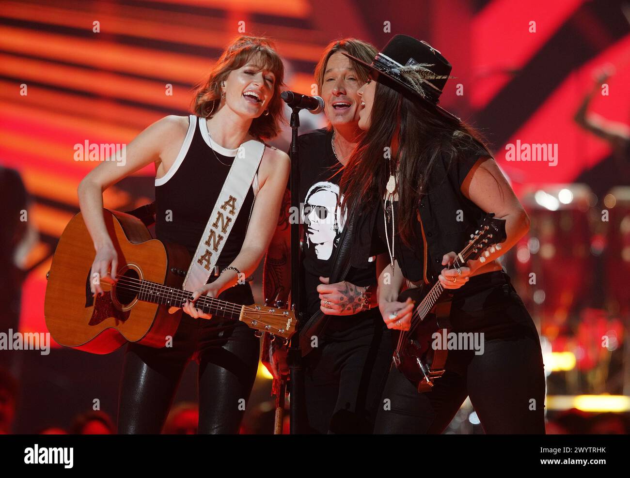 Keith Urban, Maggie Baugh, Anna Vaus perform onstage during the 2024 ...