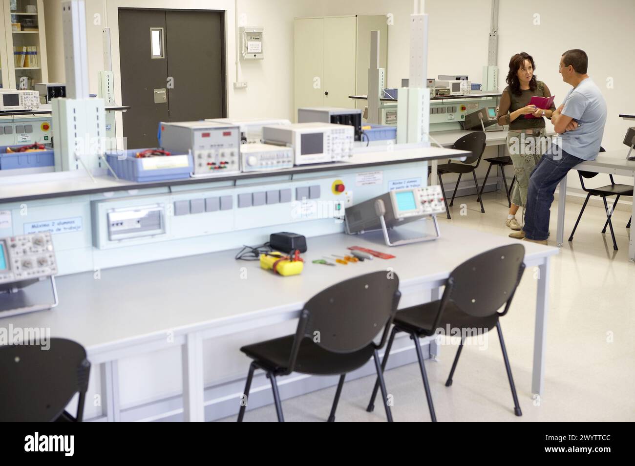Escuela politécnica hi-res stock photography and images - Alamy