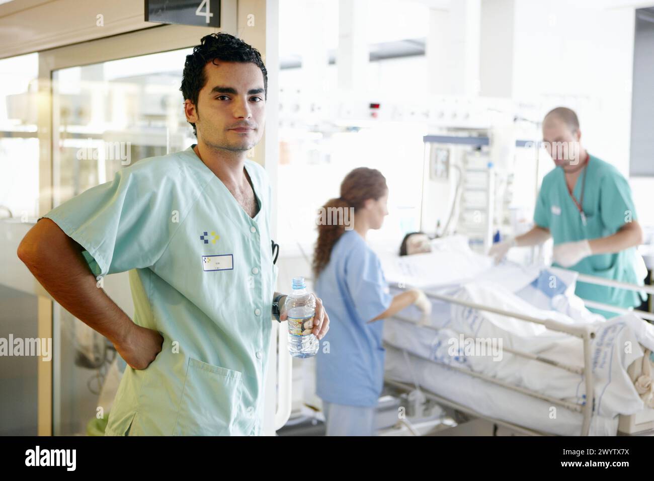 Box, Resuscitation unit. Hospital Universitario de Gran Canaria Doctor ...
