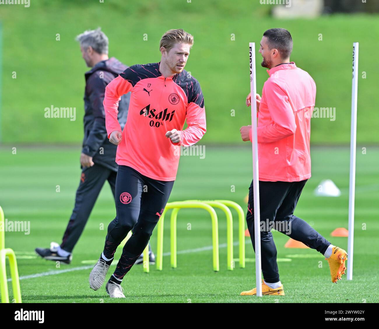 Kevin de bruyne real madrid 2024 hi-res stock photography and images ...