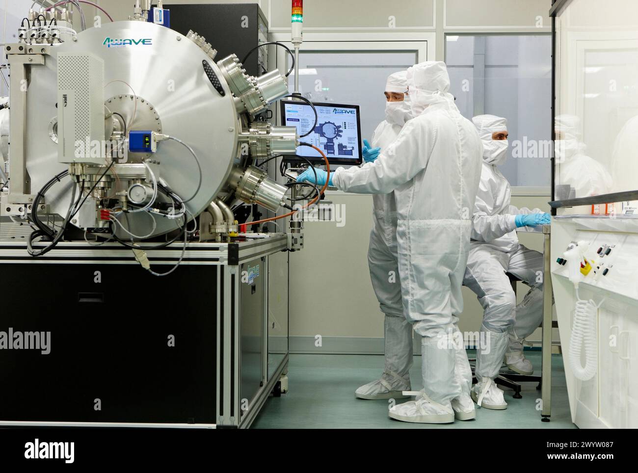 Ion beam milling hi-res stock photography and images - Alamy