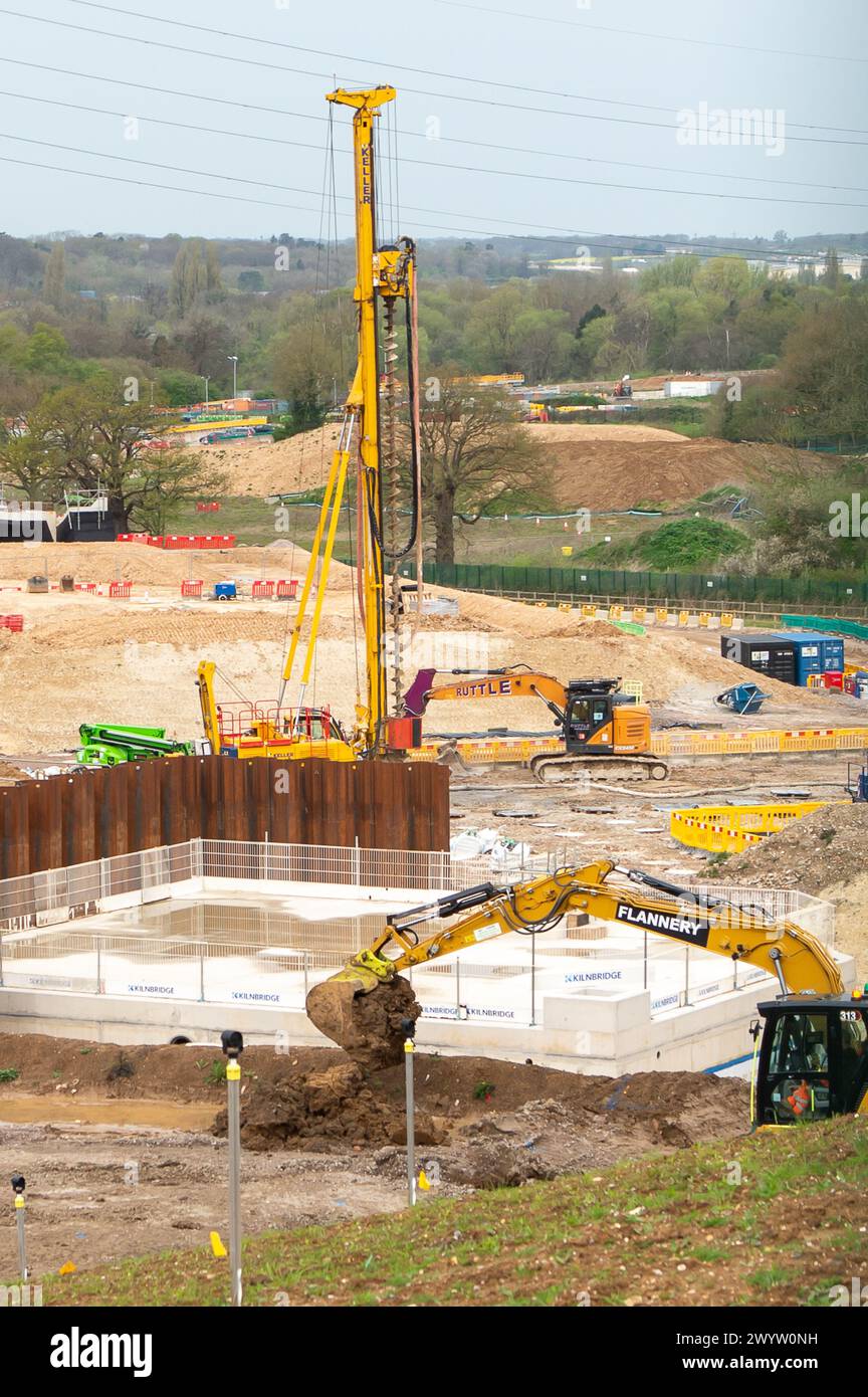 Harefield, UK. 6th April, 2024. HS2 construction work at the High Speed ...