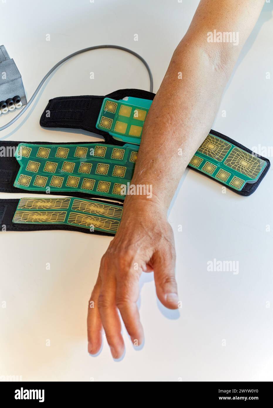 Neuromodulation system in closed loop hi-res stock photography and ...