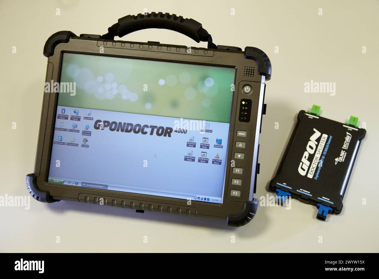 Fibre analysis hi-res stock photography and images - Alamy