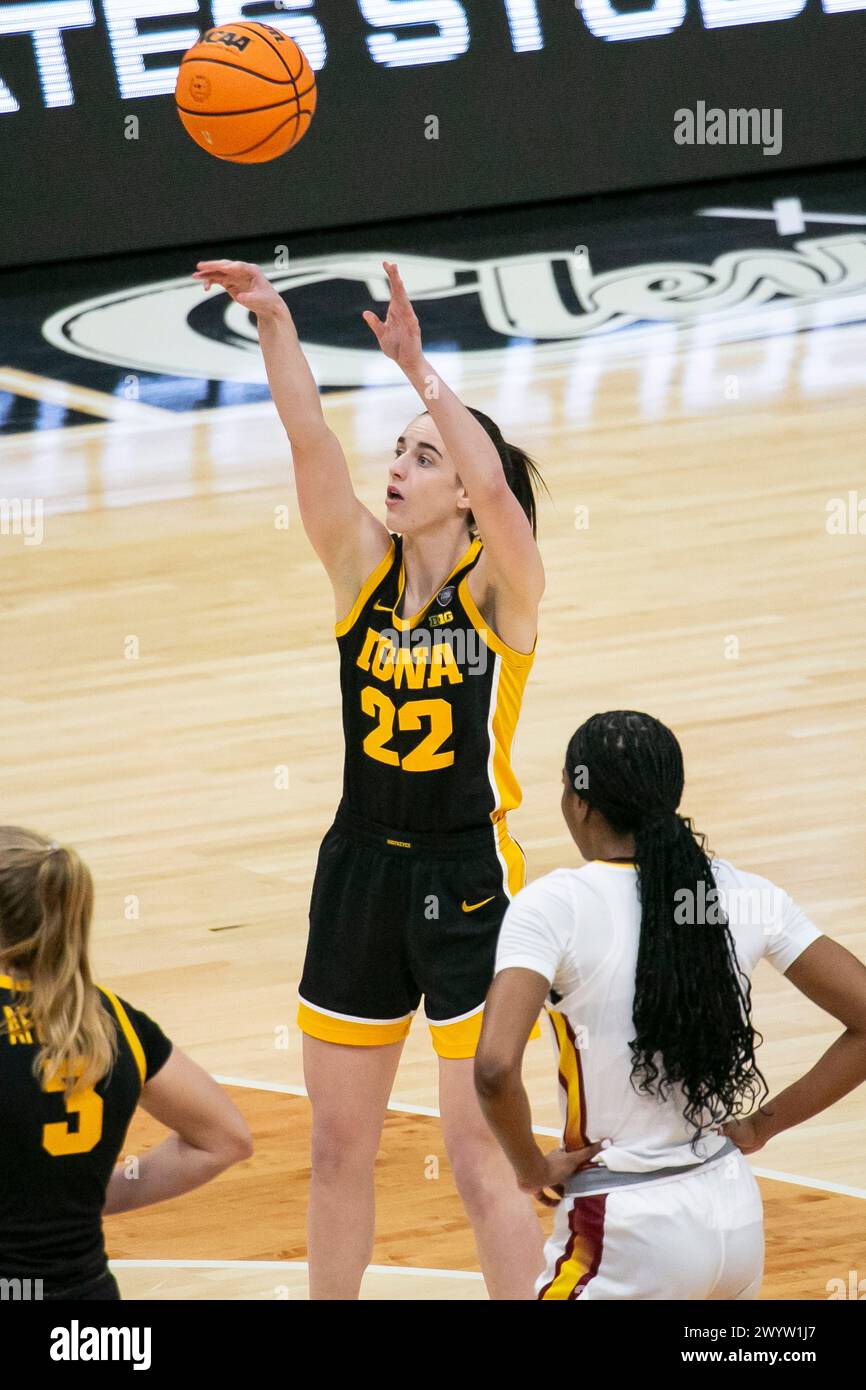 Caitlin clark april 2024 hi-res stock photography and images - Alamy