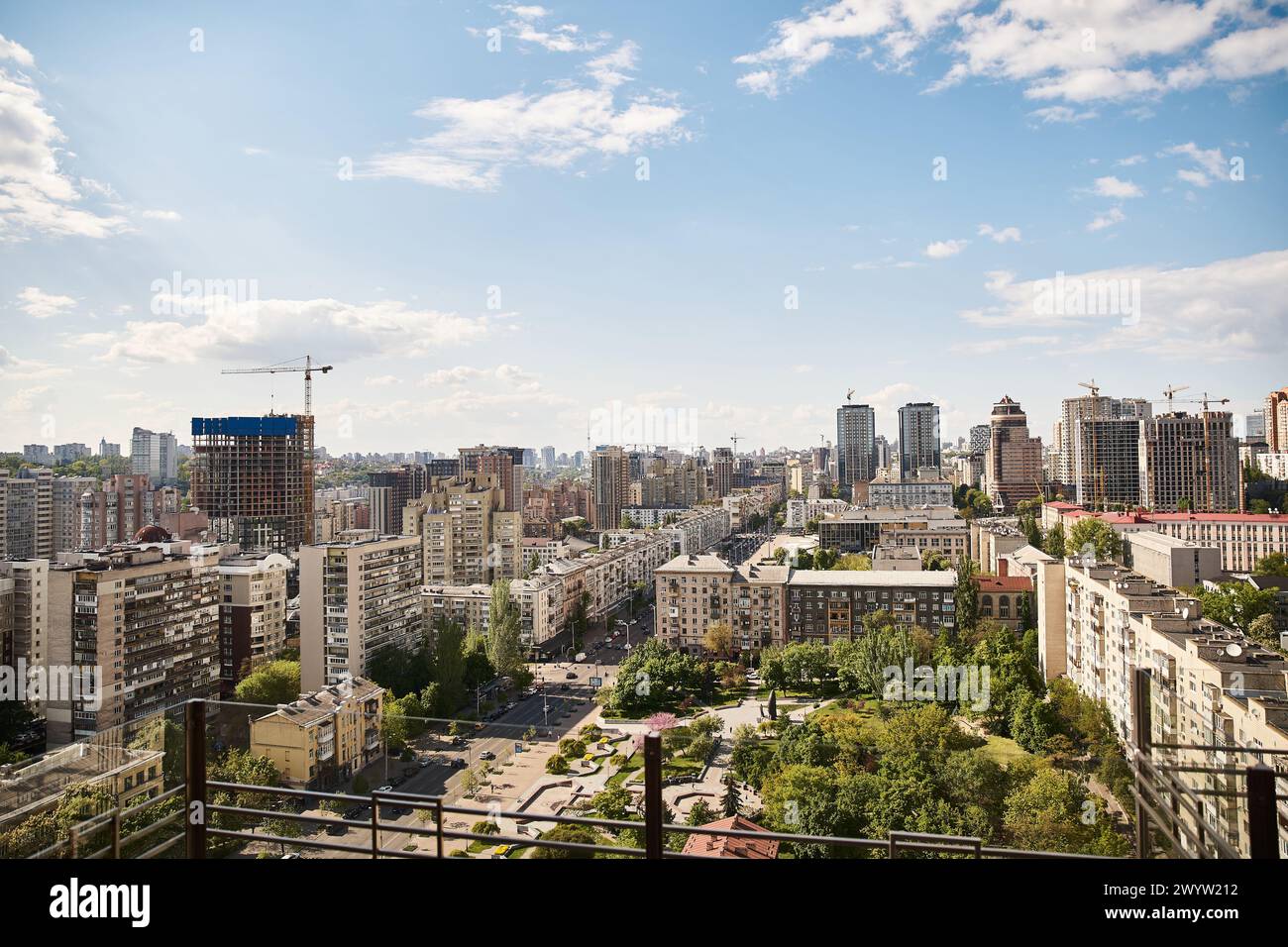 Urban design urban bustling buildings hi-res stock photography and images - Alamy