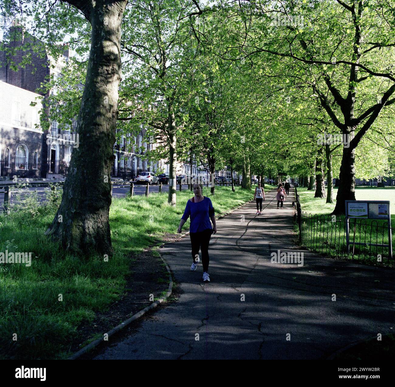 Only a few metres from shopping and restaurants of Upper Street and ...