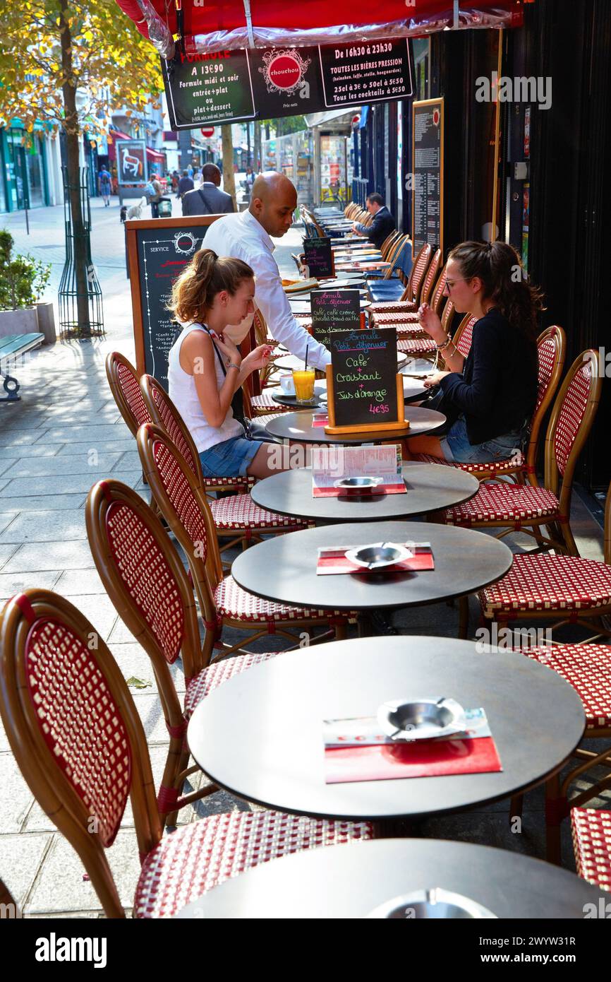 Terrace restaurant. Rue Rambuteau Street. Paris. France. Europe Stock ...