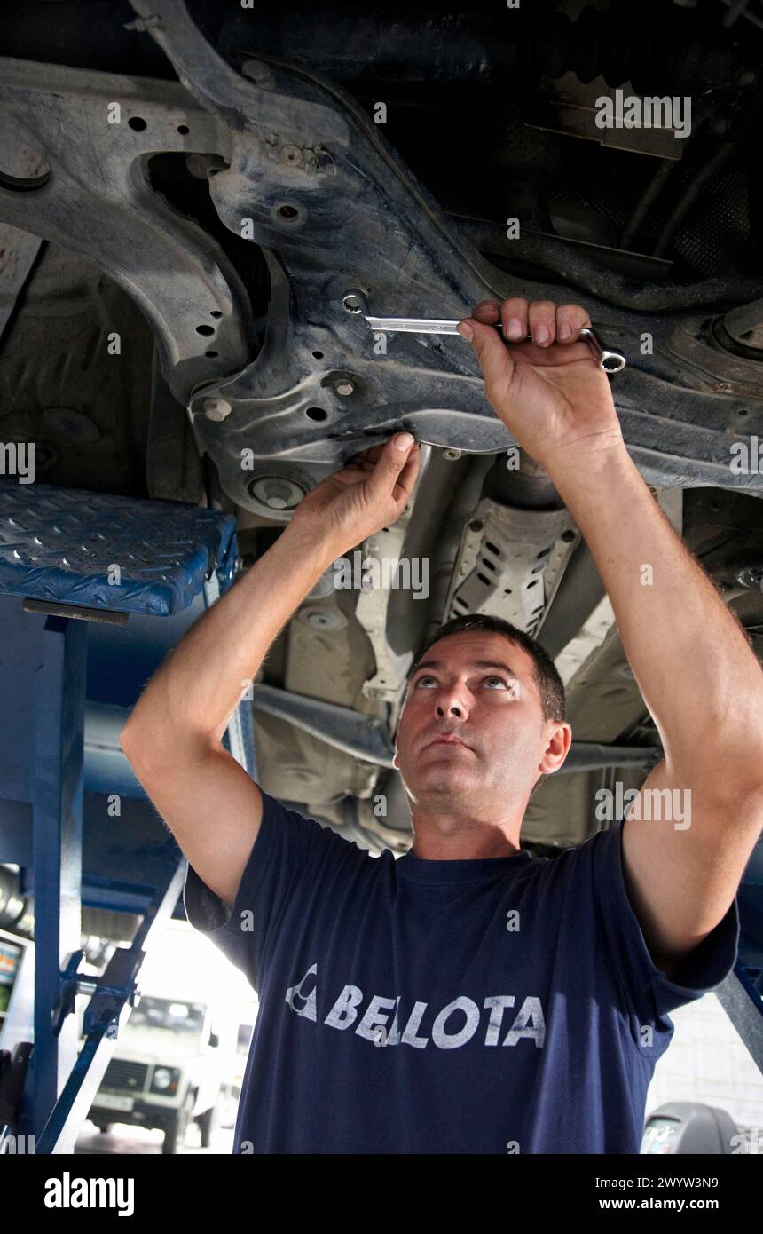 Car mechanics spanners hi-res stock photography and images - Alamy