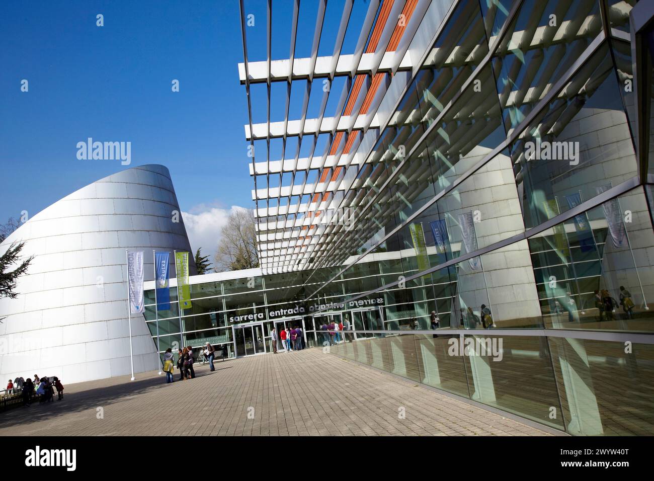 Eureka! Zientzia Museoa (Museum of Science), Kutxaespacio, Miramon ...