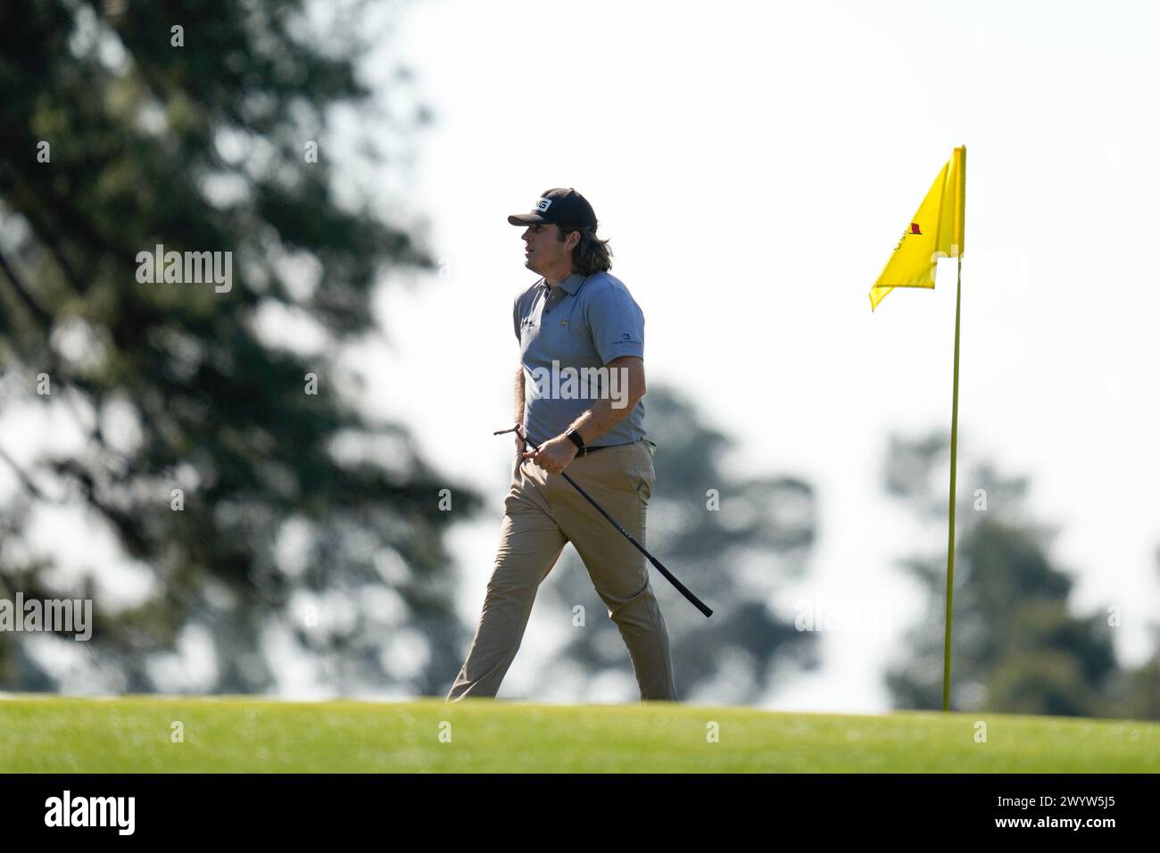 Neal Shipley walks off the third green during a practice round in ...