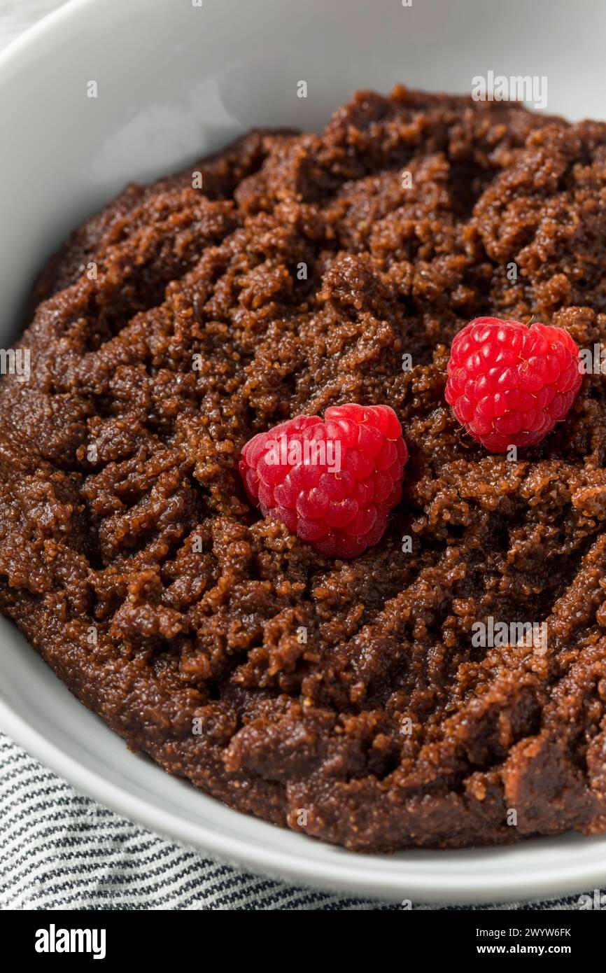 Oat milk chocolate hi-res stock photography and images - Alamy