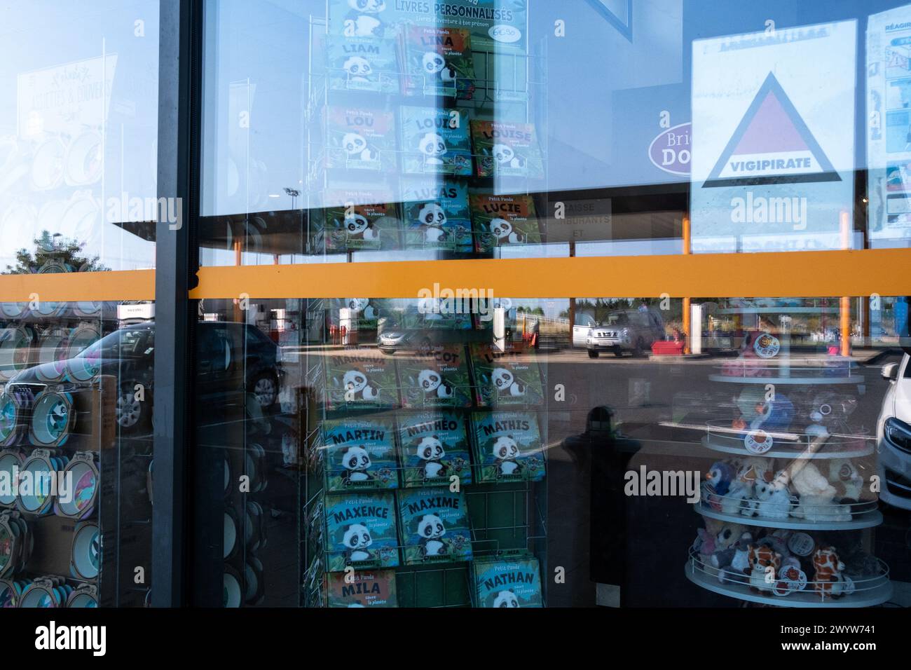 Autoroutes autoroutes hi-res stock photography and images - Alamy