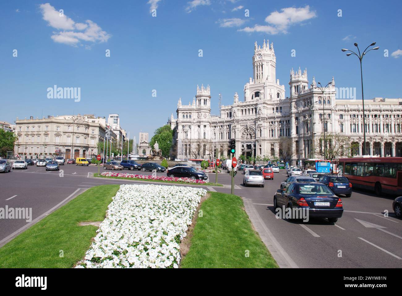Plaza cibeles streets hi-res stock photography and images - Alamy