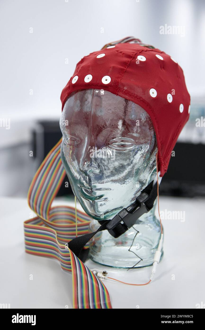 Biomedical instrumentation hi-res stock photography and images - Alamy
