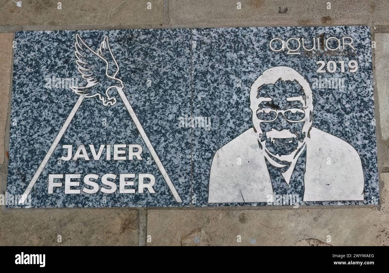 Aguila de oro hi-res stock photography and images - Alamy