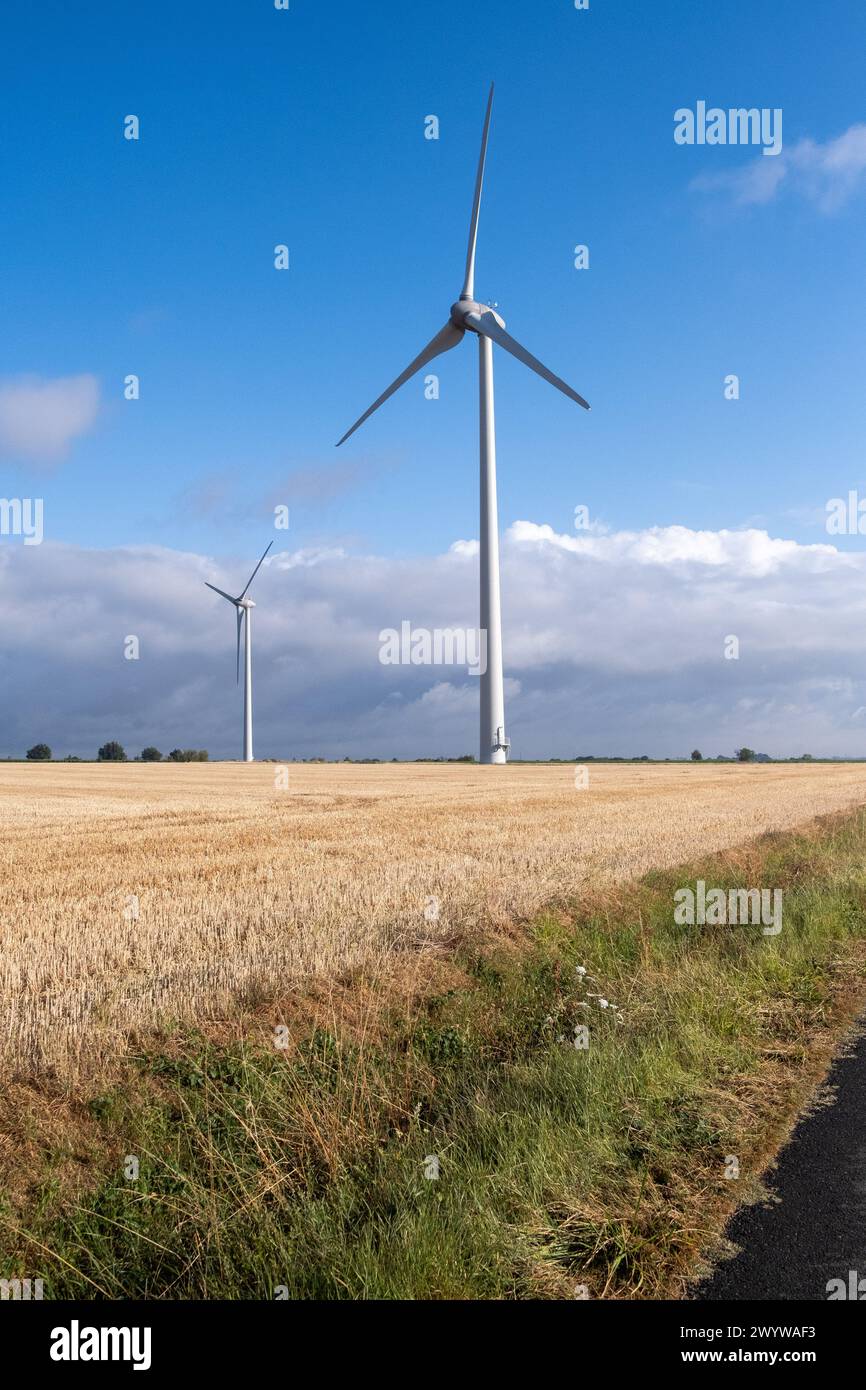 Haut de france wind turbines hi-res stock photography and images - Alamy