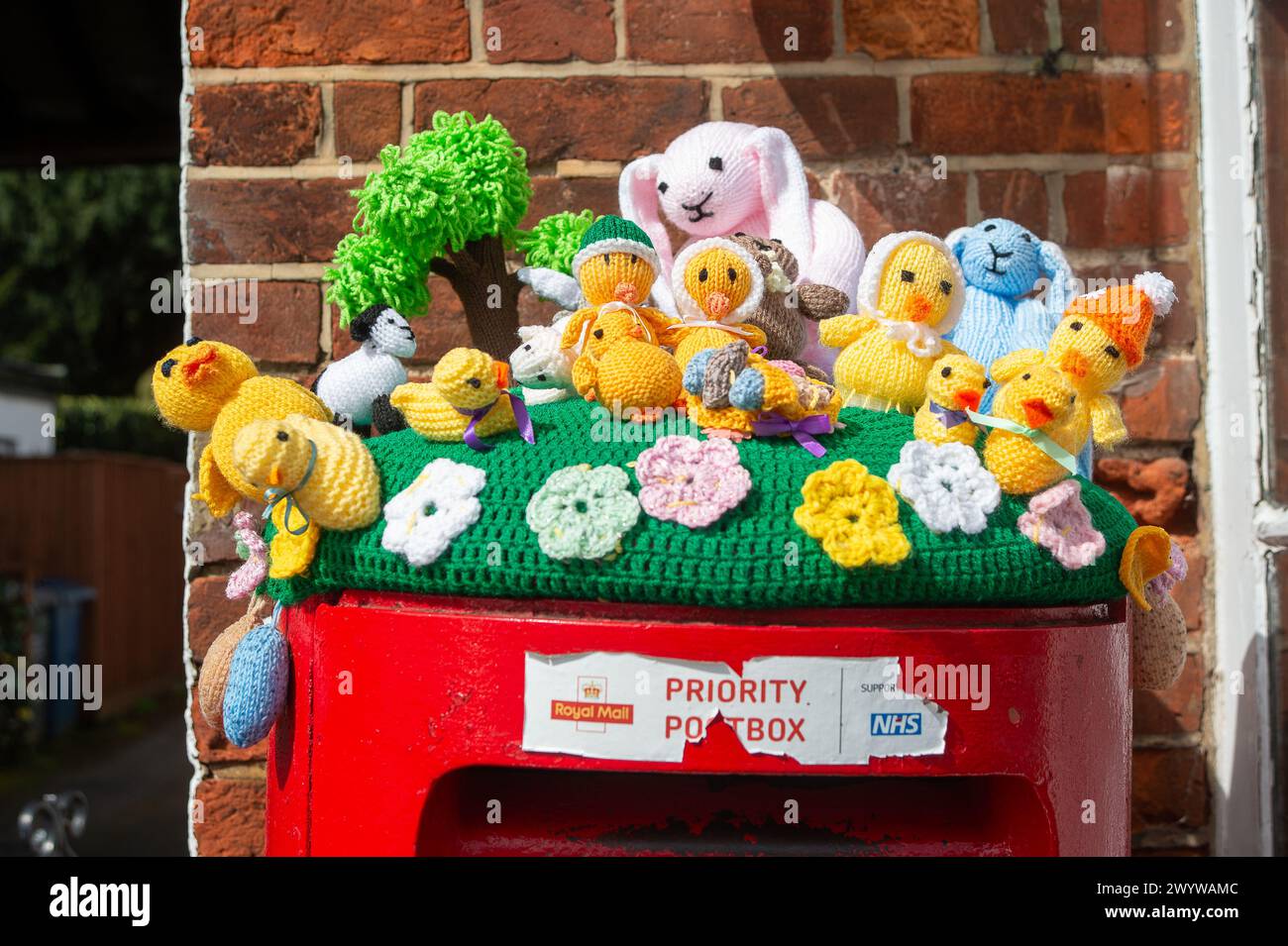 Chalfont St Giles, Buckinghamshire, UK. 5th April, 2024. A cheerful ...