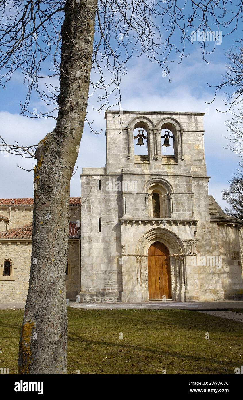 Santuario de la virgen de estibaliz hi-res stock photography and images ...