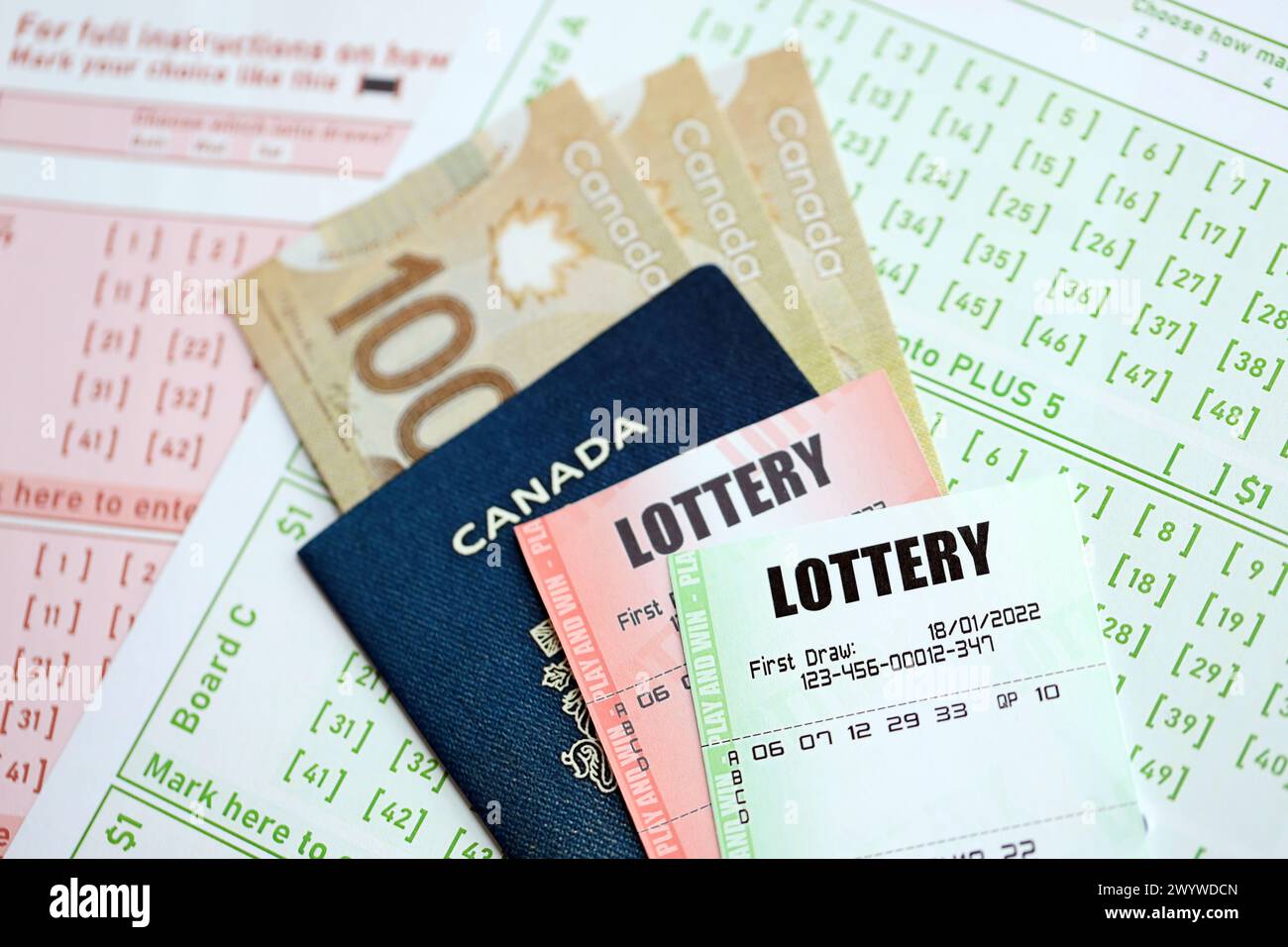 Canadian cash picture hi-res stock photography and images - Alamy