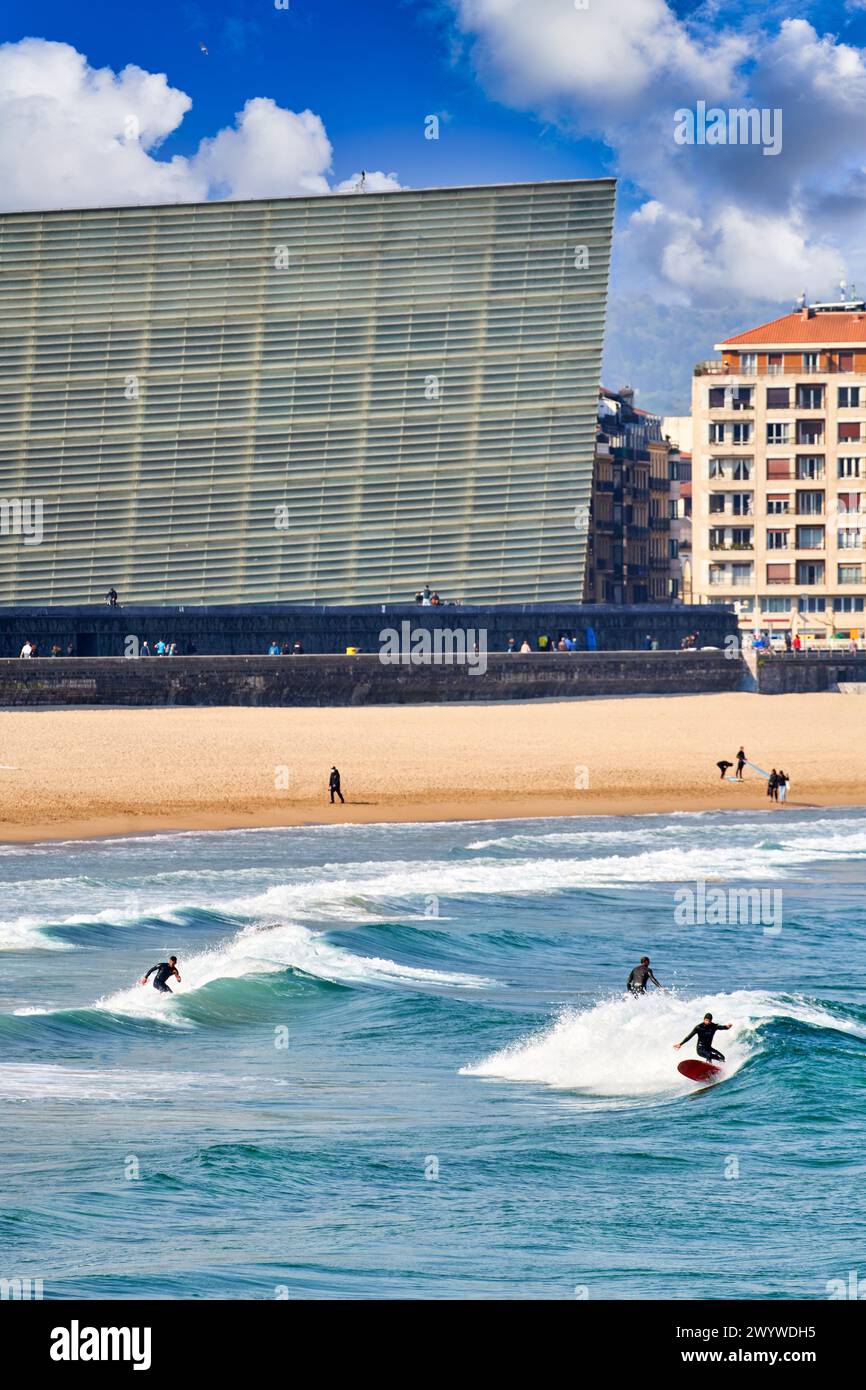 Surf, Kursaal Palace, Centro Kursaal Elkargunea, La Zurriola Beach ...