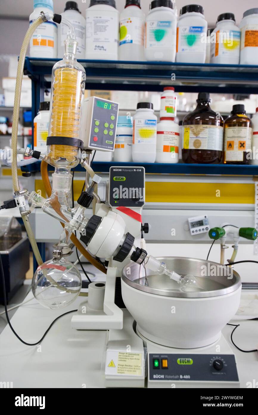 Rotary evaporator. R+D Laboratory, Functional biomolecule in food ...