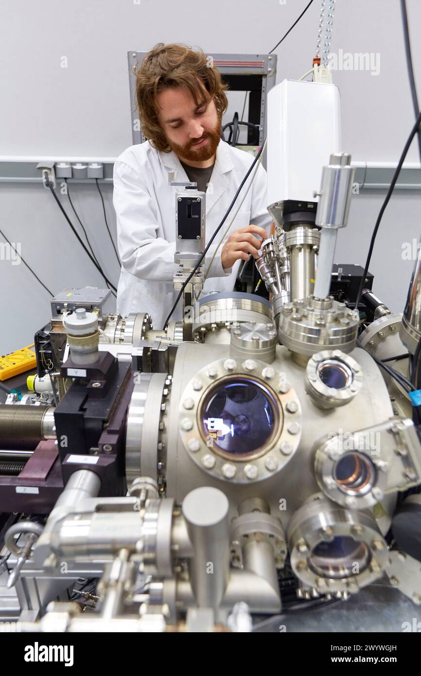 Scanning tunneling microscope hi-res stock photography and images - Alamy