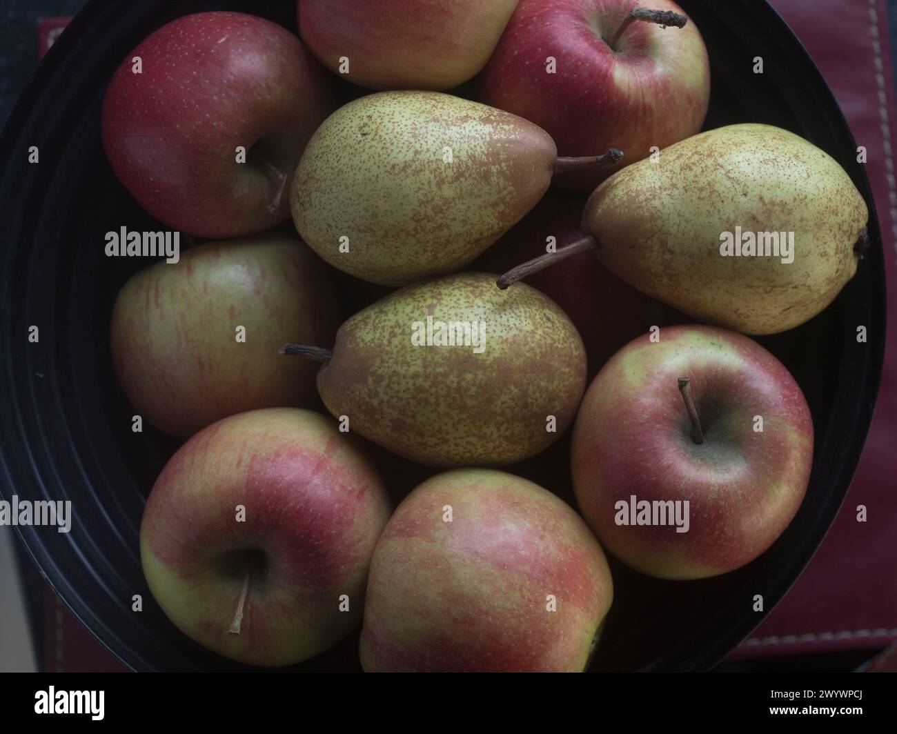 Close up still life fruit portrait of Apples and Pears.Discovery ...