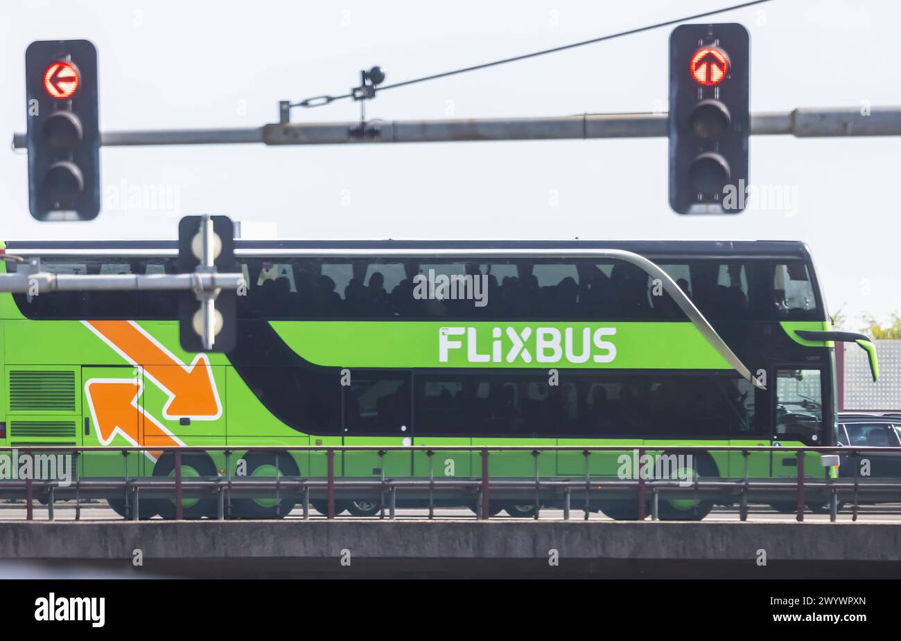 Flixbus europa hi-res stock photography and images - Alamy