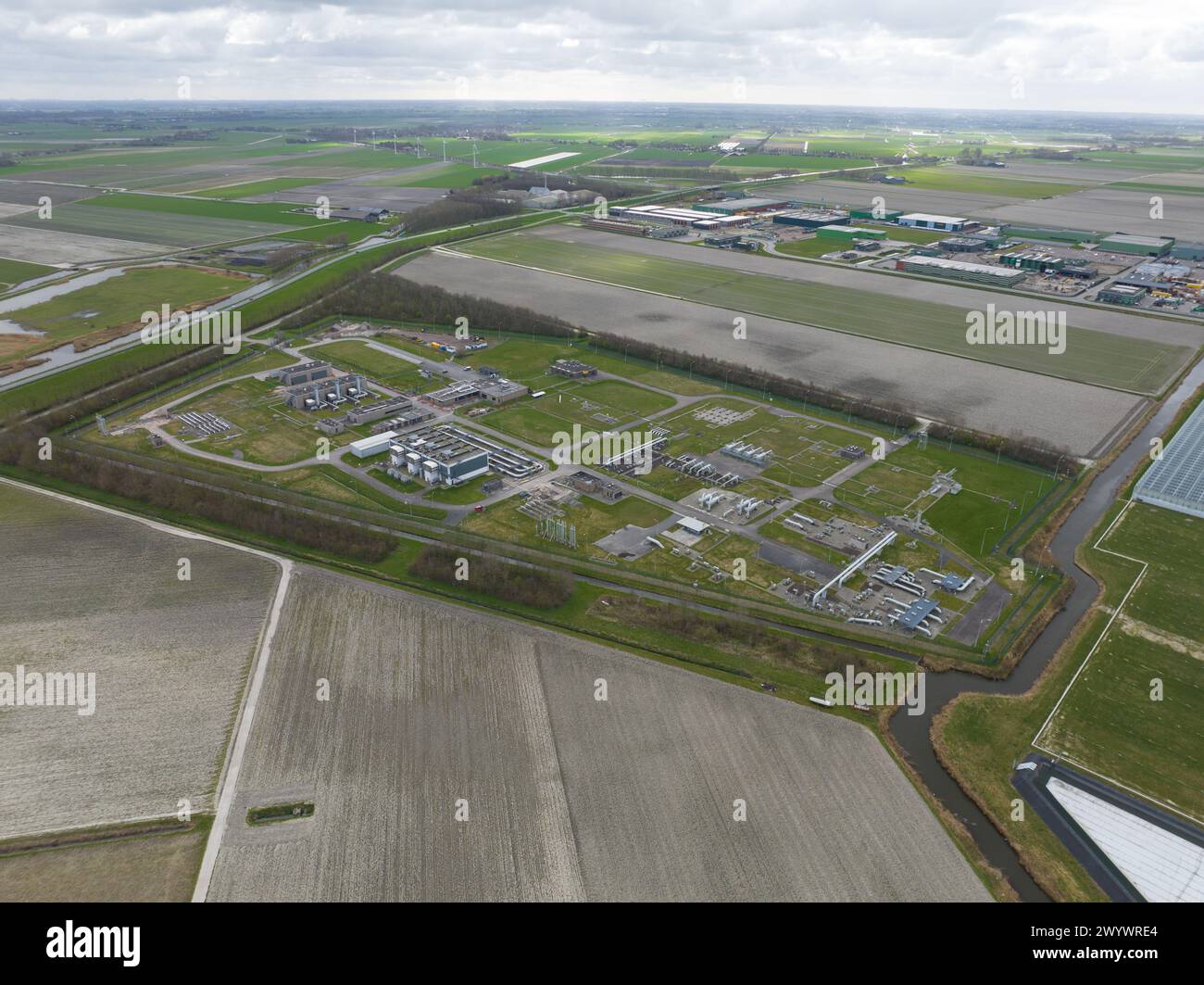 Nitrogen mixing plant hi-res stock photography and images - Alamy