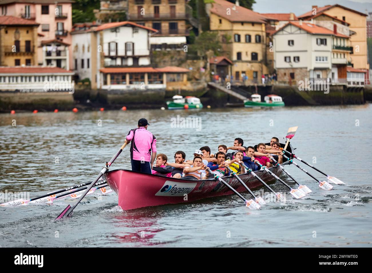 Trainera and crew, Rowing Company Koxtape Pasajes de San Juan, Pasaia ...