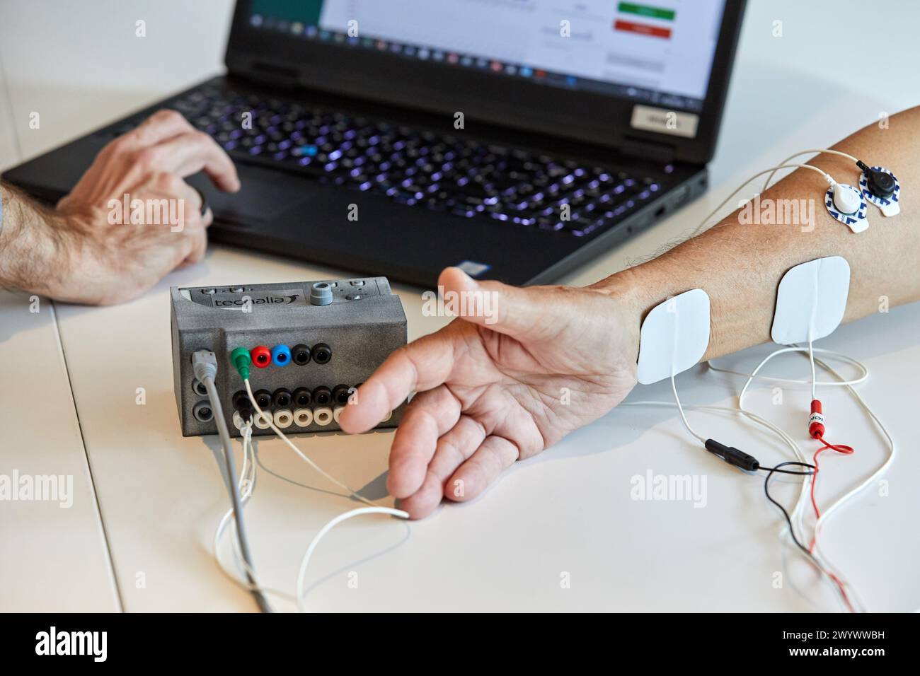 Neuromodulation system in closed loop hi-res stock photography and ...