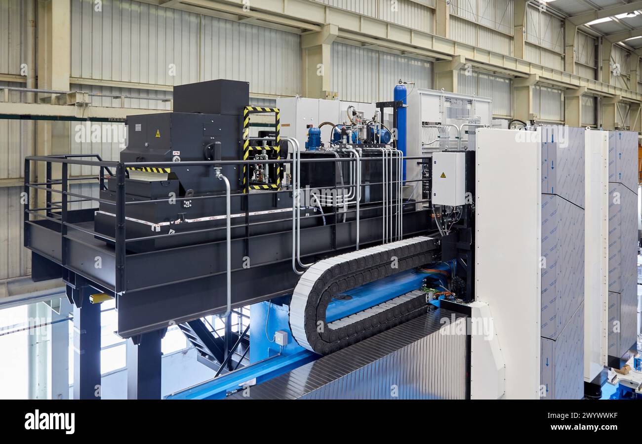 Hydraulic installation, Machining Centre, CNC, Turning and Milling ...