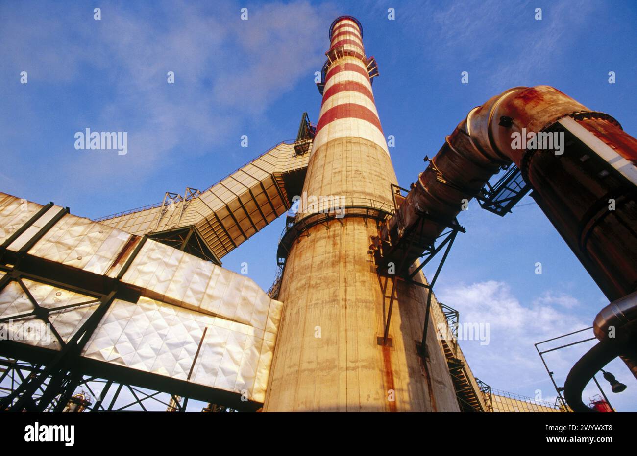 Repsol tarragona refinery hi-res stock photography and images - Alamy