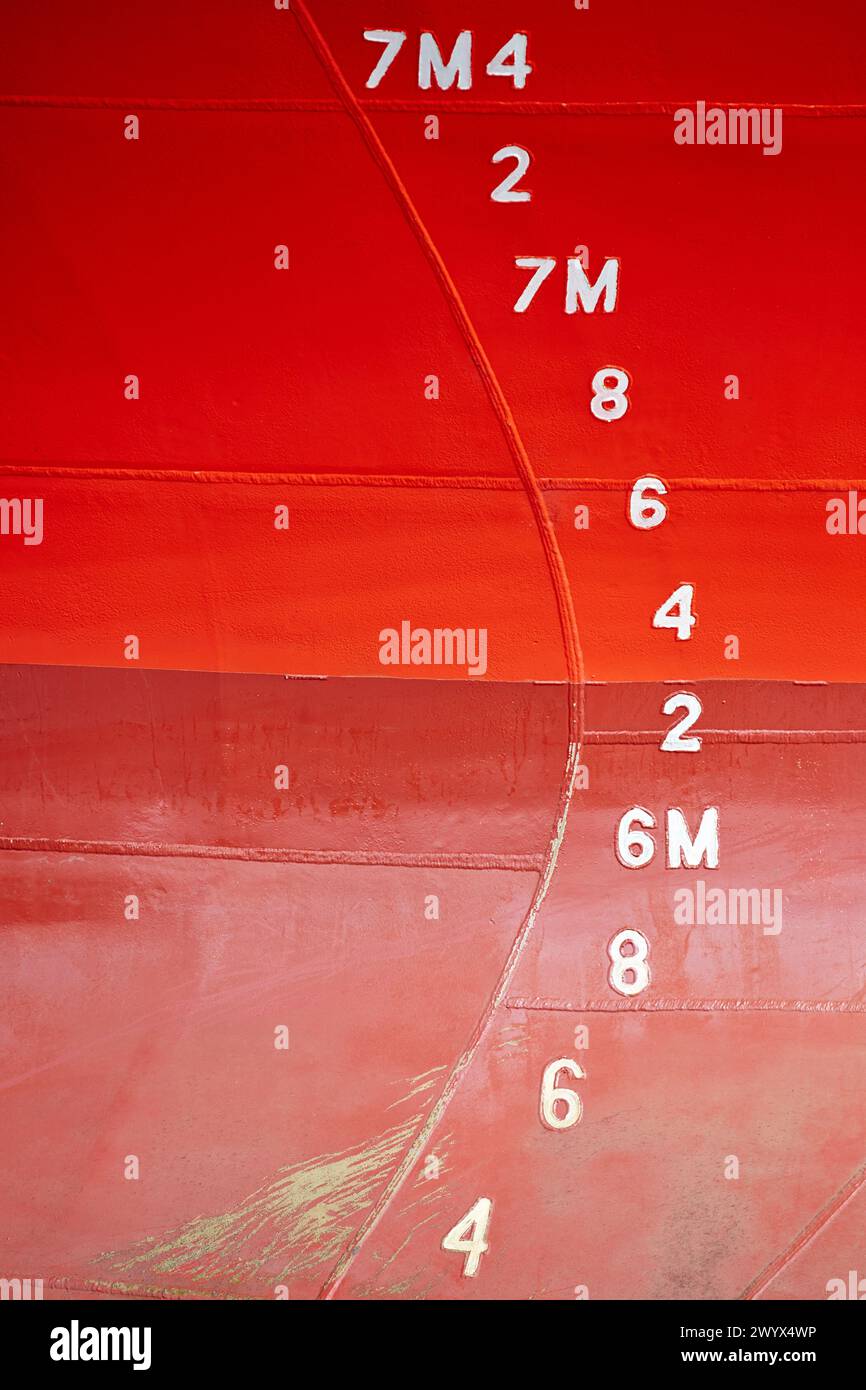 Load line and waterline level near stern of cargo ship, Pasajes Port ...