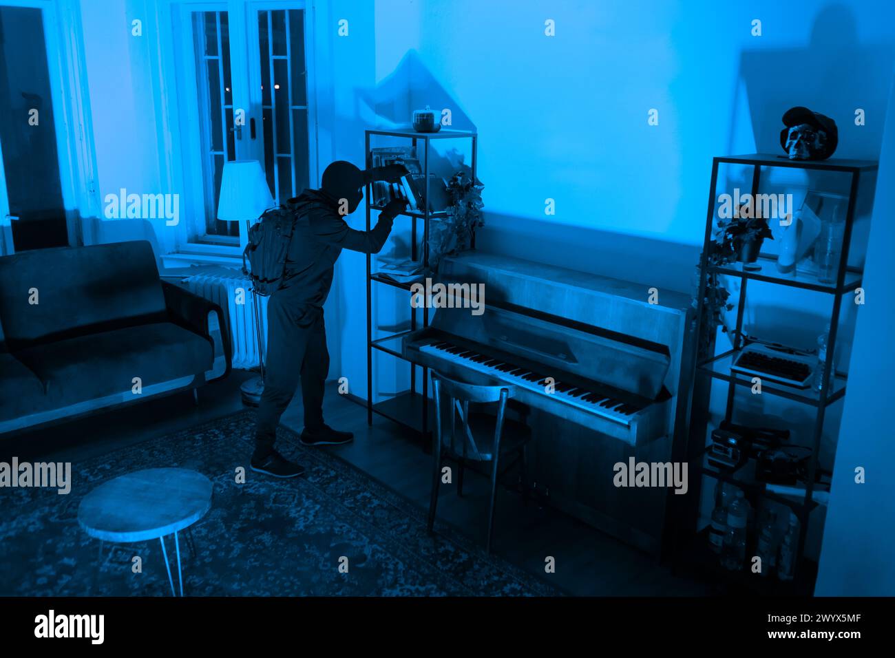 Sneaking in the room hi-res stock photography and images - Alamy