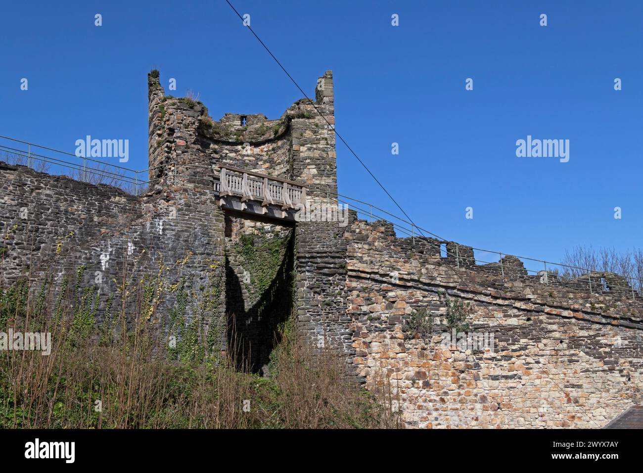 Conwy wall hi-res stock photography and images - Alamy