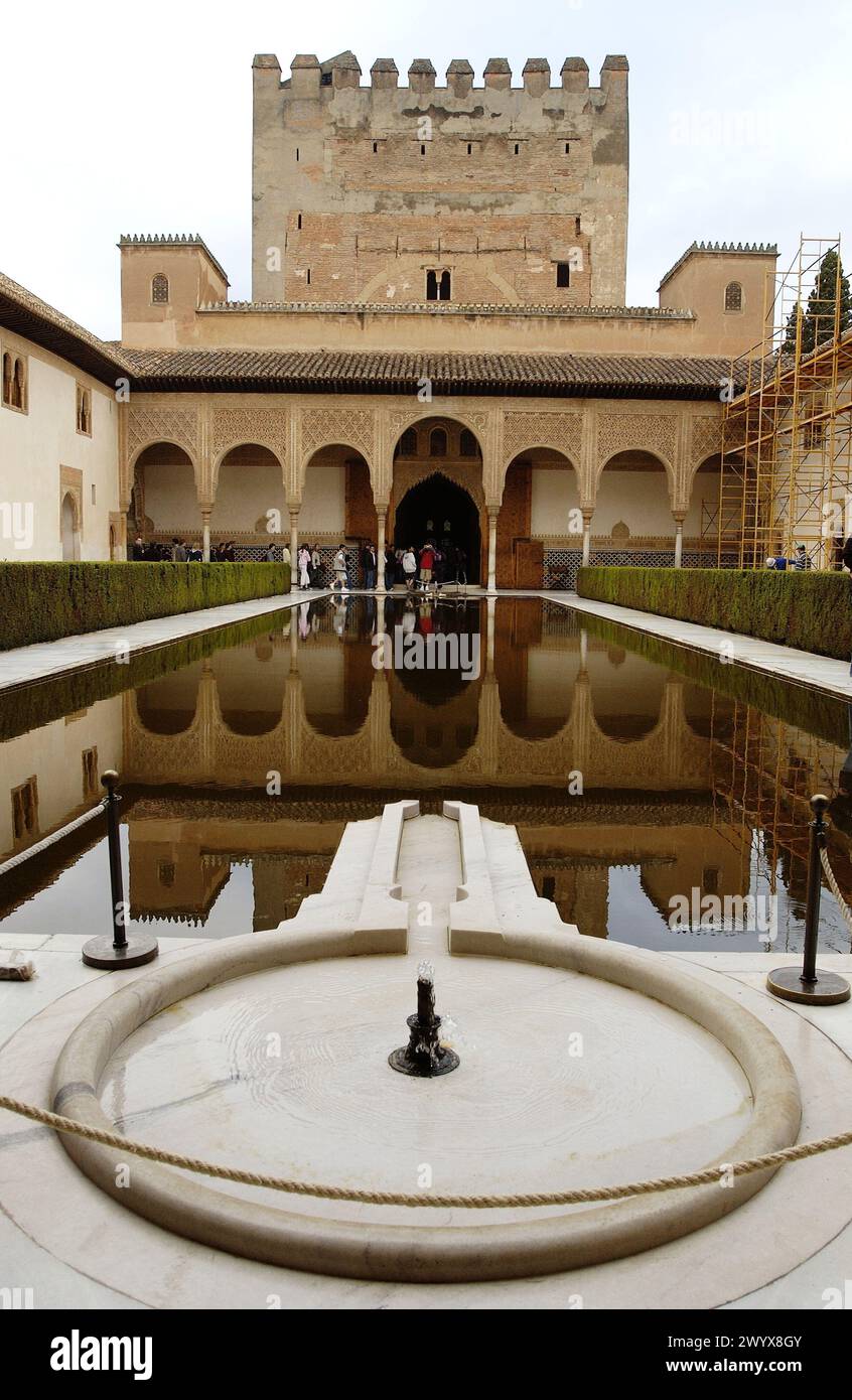 Tower of Comares and Patio de los Arrayanes (Court of the Myrtles ...