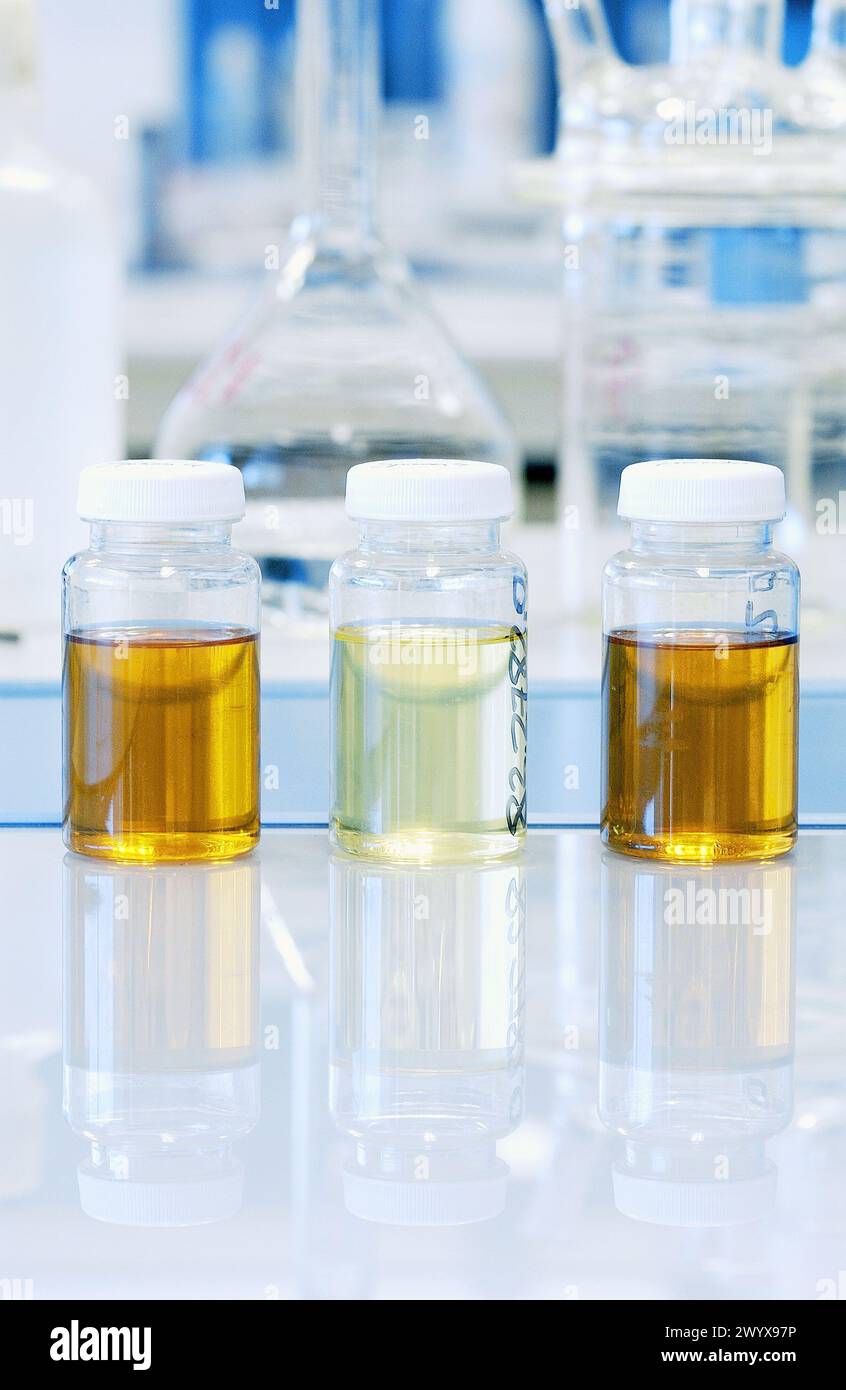 Chemical characterization hi-res stock photography and images - Alamy